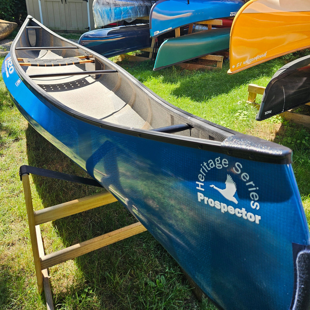H2O CANOES – Organic Boat Shop